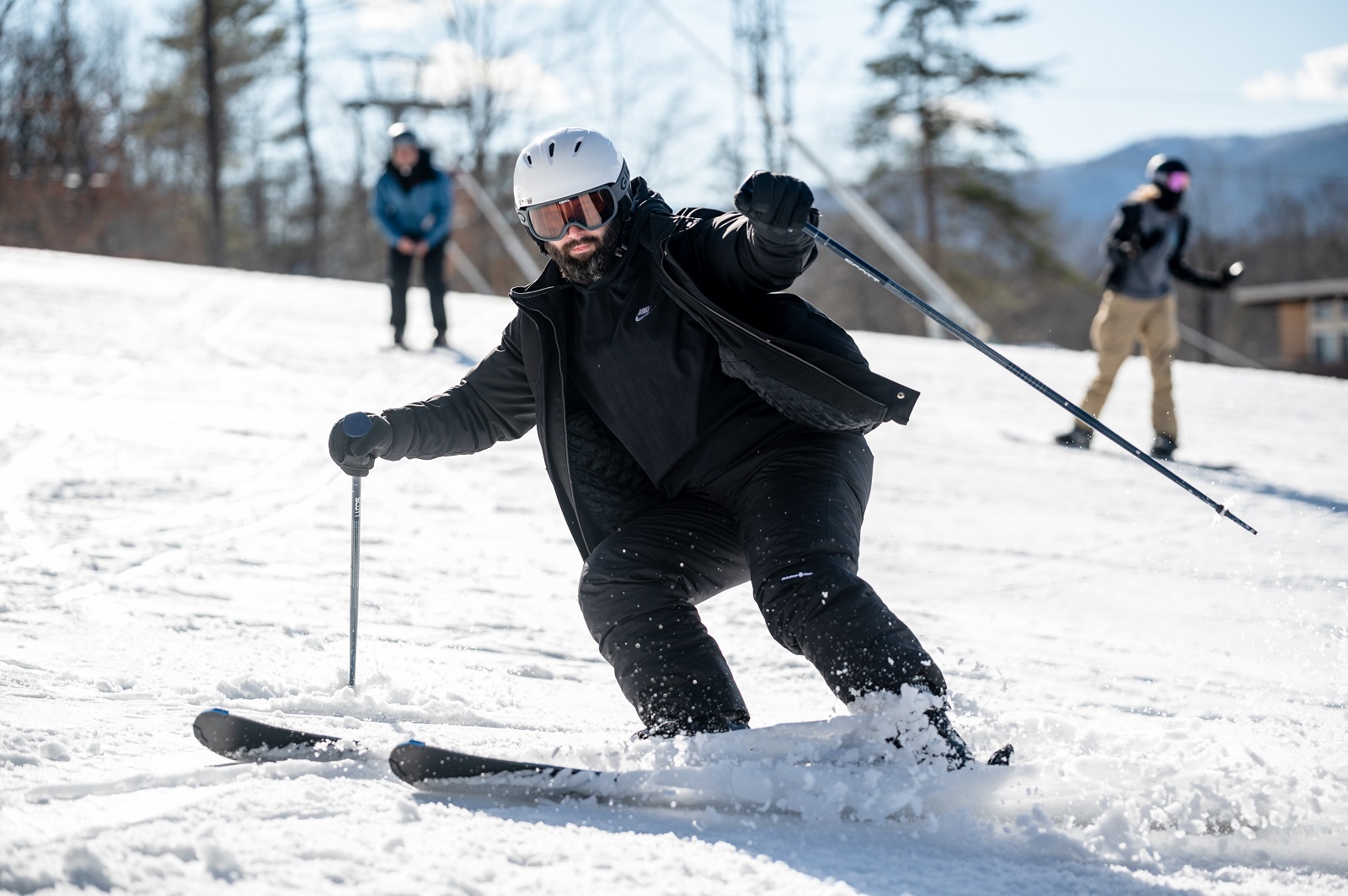 Priests reflect on ‘finding the silence of God’ on the ski slopes ...